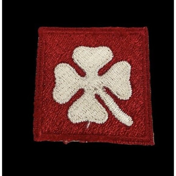 U.S. Army | Other | United States Army Patch Vintage 4th Field ...